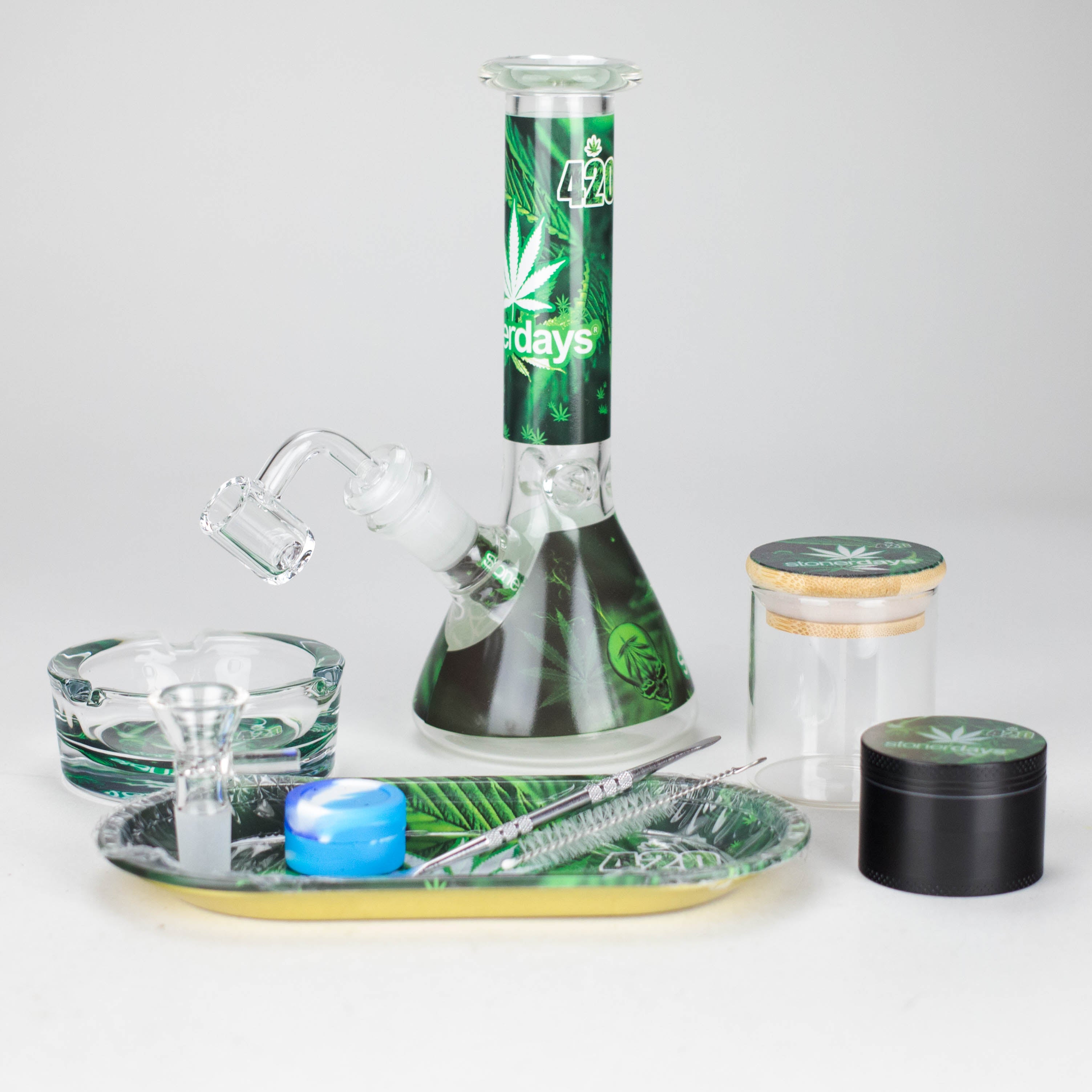 O 10-in-1 Smoke Set with Weed Design – Complete Smoking Kit